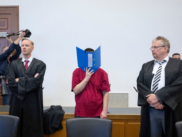Angeklagter gesteht auch vor Gericht Tötung von Ayleen | RADIO 7 Angeklagter gesteht auch vor Gericht Tötung von Ayleen | RADIO 7