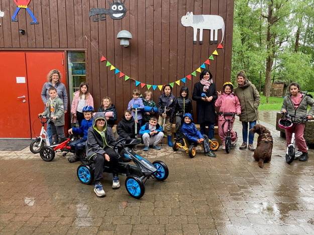 Neue Fahrzeuge und Spielgeräte | RADIO 7