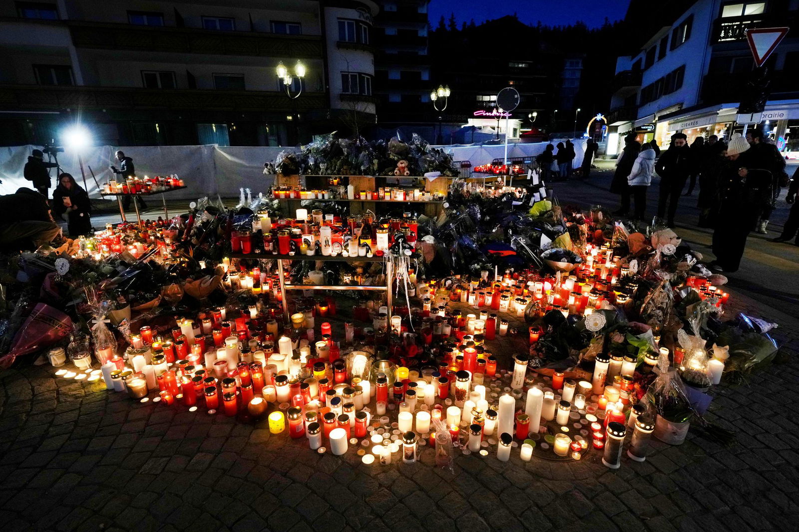 Empörung über Karikatur zu tödlichem Brand in der Schweiz | RADIO 7