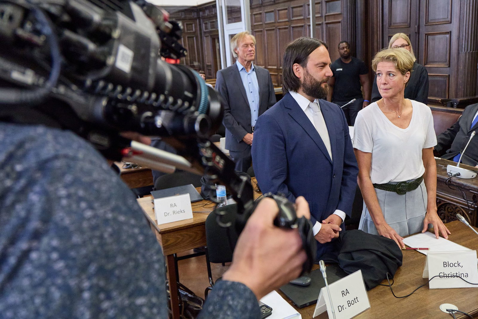 Block-Verteidiger konfrontiert Zeugin mit Widersprüchen | RADIO 7