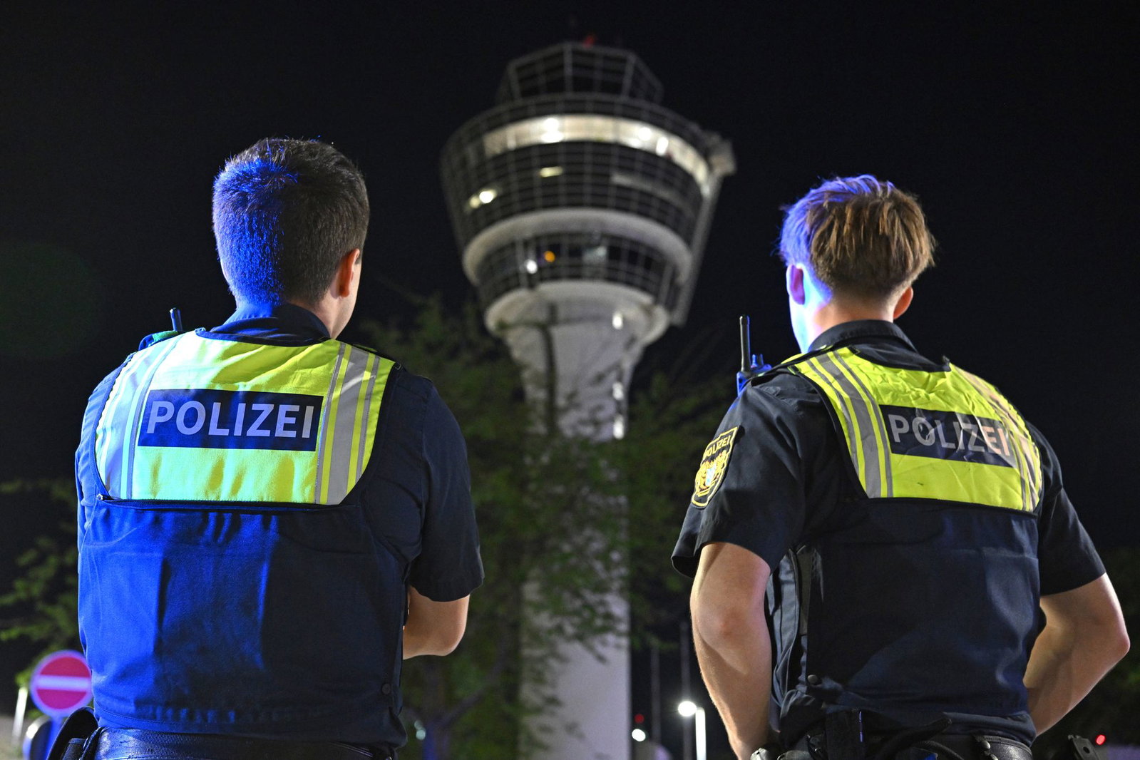 Flugverkehr am Flughafen München läuft nach Alarm wieder | RADIO 7